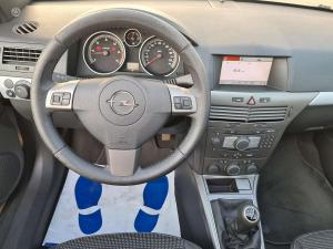 Pelēks Opel Astra 2008 Kauņa, ar dzinēja tilpumu 1.90 L un nobraukumu 208 tūkst. km par 1990 €, foto 16 vietnē AUTOMOTO.COM.LV