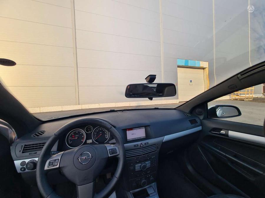 Pelēks Opel Astra 2008 Kauņa, ar dzinēja tilpumu 1.90 L un nobraukumu 208 tūkst. km par 1990 €, foto 26 vietnē AUTOMOTO.COM.LV