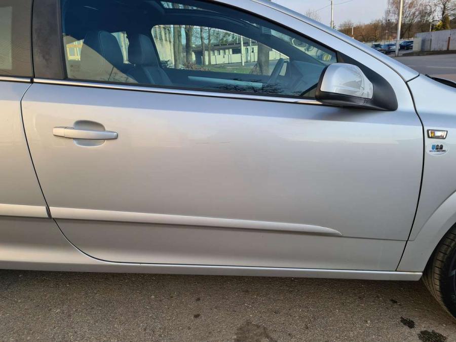 Pelēks Opel Astra 2008 Kauņa, ar dzinēja tilpumu 1.90 L un nobraukumu 208 tūkst. km par 1990 €, foto 35 vietnē AUTOMOTO.COM.LV