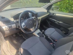Pelēks Opel Astra 2008 Kauņa, ar dzinēja tilpumu 1.40 L un nobraukumu 218 tūkst. km par 700 €, foto 7 vietnē AUTOMOTO.COM.LV