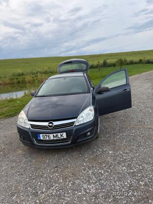 Grey Opel Astra 2008 in Elva, with an engine capacity of 1.40 L and mileage of 176 thousand km for 1500 €, photo  on AUTOMOTO.COM.LV