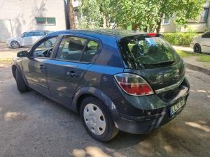 Pelēks Opel Astra 2008 Kauņa, ar dzinēja tilpumu 1.40 L un nobraukumu 213 tūkst. km par 900 €, foto 4 vietnē AUTOMOTO.COM.LV