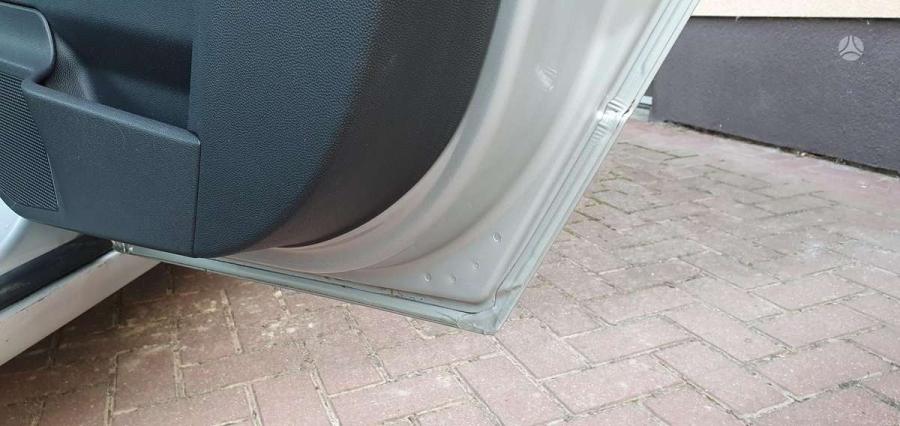 Grey Opel Astra 2008 in Vilnius, with an engine capacity of 1.80 L and mileage of 220 thousand km for 2900 €, photo 15 on AUTOMOTO.COM.LV