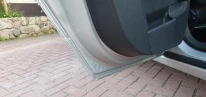 Grey Opel Astra 2008 in Vilnius, with an engine capacity of 1.80 L and mileage of 220 thousand km for 2900 €, photo 16 on AUTOMOTO.COM.LV
