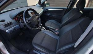 Grey Opel Astra 2008 in Vilnius, with an engine capacity of 1.80 L and mileage of 220 thousand km for 2900 €, photo 17 on AUTOMOTO.COM.LV