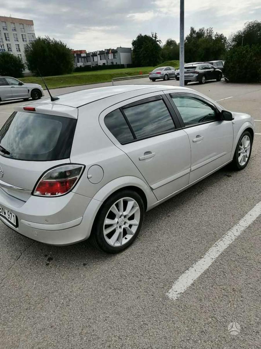 Pelēks Opel Astra 2008 Šauļi, ar dzinēja tilpumu 1.80 L un nobraukumu 109 tūkst. km par 2999 €, foto 5 vietnē AUTOMOTO.COM.LV