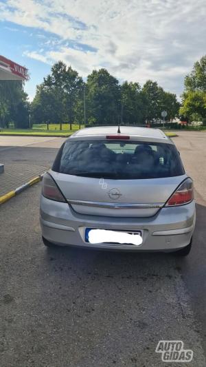 Pelēks Opel Astra 2008 Kretinga, ar dzinēja tilpumu 1.70 L un nobraukumu 352 tūkst. km par 1000 €, foto 3 vietnē AUTOMOTO.COM.LV