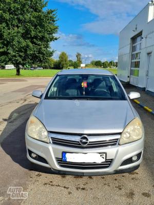 Pelēks Opel Astra 2008 Kretinga, ar dzinēja tilpumu 1.70 L un nobraukumu 352 tūkst. km par 1000 €, foto 4 vietnē AUTOMOTO.COM.LV