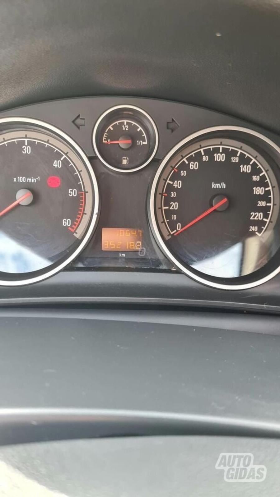 Pelēks Opel Astra 2008 Kretinga, ar dzinēja tilpumu 1.70 L un nobraukumu 352 tūkst. km par 1000 €, foto 5 vietnē AUTOMOTO.COM.LV