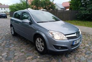 Grey Opel Astra 2009 in Jelgava, with an engine capacity of 1.70 L and mileage of 0 thousand km for 2290 €, photo 4 on AUTOMOTO.COM.LV