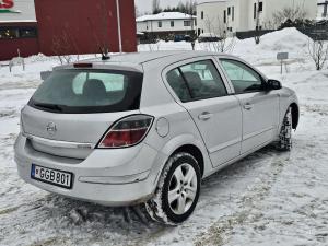 Grey Opel Astra 2009 in Vilnius, with an engine capacity of 1.91 L and mileage of 180 thousand km for 2500 €, photo 3 on AUTOMOTO.COM.LV