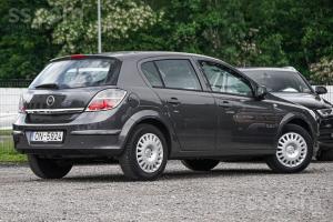 Pelēks Opel Astra 2009 Rīga, ar dzinēja tilpumu 1.60 L un nobraukumu 205 tūkst. km par 2790 €, foto 5 vietnē AUTOMOTO.COM.LV