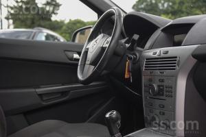 Pelēks Opel Astra 2009 Rīga, ar dzinēja tilpumu 1.60 L un nobraukumu 205 tūkst. km par 2790 €, foto 7 vietnē AUTOMOTO.COM.LV