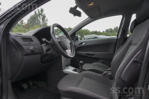 Pelēks Opel Astra 2009 Rīga, ar dzinēja tilpumu 1.60 L un nobraukumu 205 tūkst. km par 2790 €, foto 11 vietnē AUTOMOTO.COM.LV