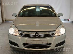 Grey Opel Astra 2009 in Cesis, with an engine capacity of 1.60 L and mileage of 0 thousand km for 2990 €, photo 7 on AUTOMOTO.COM.LV