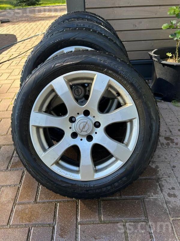 Grey Opel Astra 2009 in Bauska, with an engine capacity of 1.70 L and mileage of 250 thousand km for 2500 €, photo 10 on AUTOMOTO.COM.LV