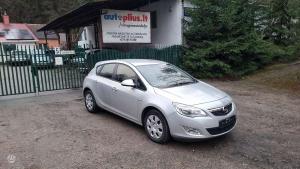 Grey Opel Astra 2010 in Vilnius, with an engine capacity of 1.60 L and mileage of 87 thousand km for 5650 €, photo 38 on AUTOMOTO.COM.LV