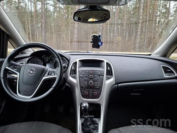 Pelēks Opel Astra 2010 Ogre, ar dzinēja tilpumu 1.60 L un nobraukumu 256 tūkst. km par 3500 €, foto 9 vietnē AUTOMOTO.COM.LV