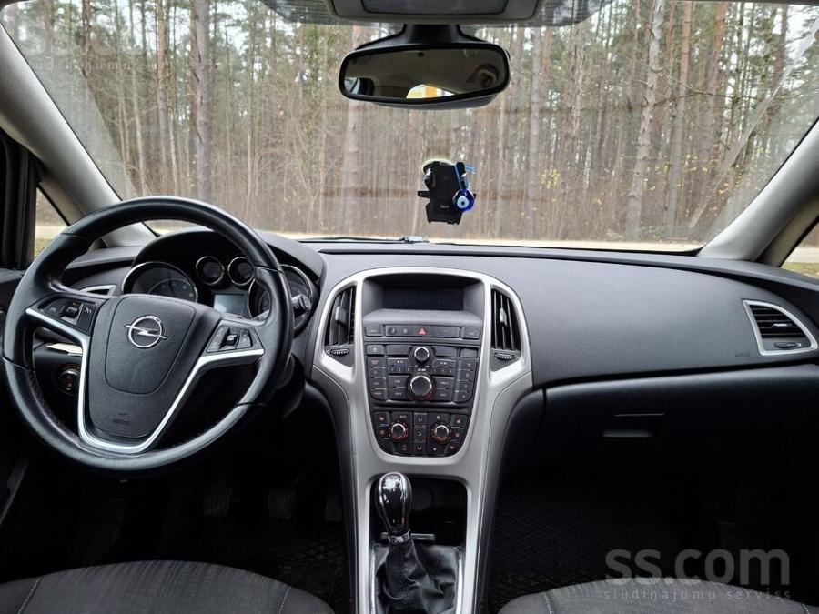 Pelēks Opel Astra 2010 Ogre, ar dzinēja tilpumu 1.60 L un nobraukumu 256 tūkst. km par 3500 €, foto 9 vietnē AUTOMOTO.COM.LV
