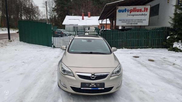 Pelēks Opel Astra 2010 Viļņa, ar dzinēja tilpumu 1.60 L un nobraukumu 87 tūkst. km par 5500 €, foto 2 vietnē AUTOMOTO.COM.LV
