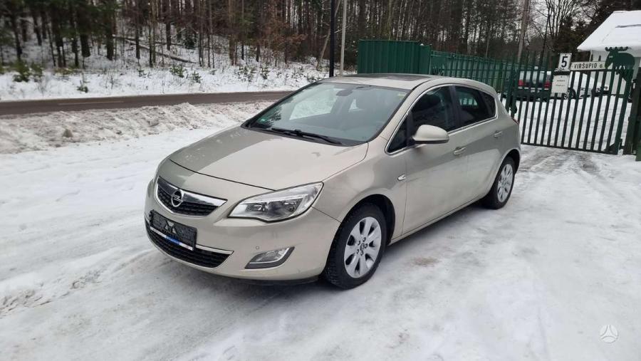 Pelēks Opel Astra 2010 Viļņa, ar dzinēja tilpumu 1.60 L un nobraukumu 87 tūkst. km par 5500 €, foto 3 vietnē AUTOMOTO.COM.LV