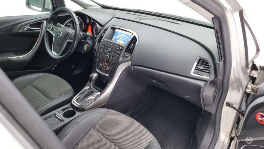 Pelēks Opel Astra 2010 Viļņa, ar dzinēja tilpumu 1.60 L un nobraukumu 87 tūkst. km par 5500 €, foto 13 vietnē AUTOMOTO.COM.LV