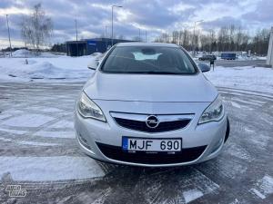 Pelēks Opel Astra 2010 Viļņa, ar dzinēja tilpumu 1.30 L un nobraukumu 295 tūkst. km par 2250 €, foto  vietnē AUTOMOTO.COM.LV