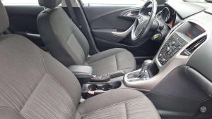 Grey Opel Astra 2010 in Vilnius, with an engine capacity of 1.60 L and mileage of 129 thousand km for 4899 €, photo 14 on AUTOMOTO.COM.LV