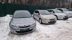 Grey Opel Astra 2010 in Vilnius, with an engine capacity of 1.60 L and mileage of 129 thousand km for 4899 €, photo 38 on AUTOMOTO.COM.LV