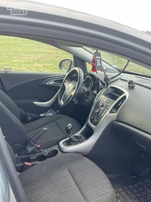 Pelēks Opel Astra 2010 Utena, ar dzinēja tilpumu 2.00 L un nobraukumu 224 tūkst. km par 1850 €, foto 11 vietnē AUTOMOTO.COM.LV