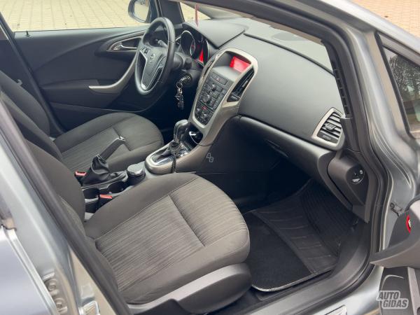 Pelēks Opel Astra 2010 Viļņa, ar dzinēja tilpumu 1.60 L un nobraukumu 108 tūkst. km par 4950 €, foto 6 vietnē AUTOMOTO.COM.LV