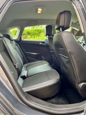 Grey Opel Astra 2010 in Kaunas, with an engine capacity of 1.70 L and mileage of 255 thousand km for 3200 €, photo 19 on AUTOMOTO.COM.LV