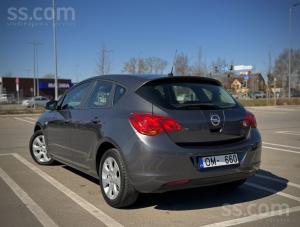 Pelēks Opel Astra 2010 Jelgava, ar dzinēja tilpumu 1.70 L un nobraukumu 0 tūkst. km par 4350 €, foto 4 vietnē AUTOMOTO.COM.LV