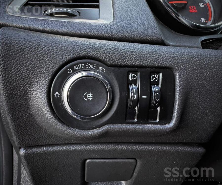 Pelēks Opel Astra 2010 Jelgava, ar dzinēja tilpumu 1.70 L un nobraukumu 0 tūkst. km par 4350 €, foto 21 vietnē AUTOMOTO.COM.LV