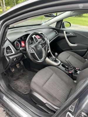 Pelēks Opel Astra 2010 Telšiai, ar dzinēja tilpumu 1.30 L un nobraukumu 224 tūkst. km par 2600 €, foto 6 vietnē AUTOMOTO.COM.LV
