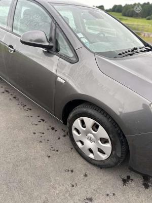 Pelēks Opel Astra 2010 Telšiai, ar dzinēja tilpumu 1.30 L un nobraukumu 224 tūkst. km par 2600 €, foto 10 vietnē AUTOMOTO.COM.LV