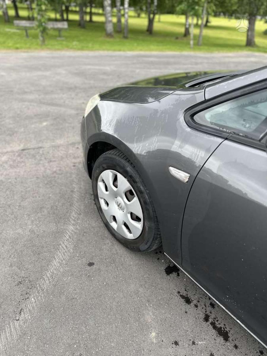 Pelēks Opel Astra 2010 Telšiai, ar dzinēja tilpumu 1.30 L un nobraukumu 224 tūkst. km par 2600 €, foto 11 vietnē AUTOMOTO.COM.LV