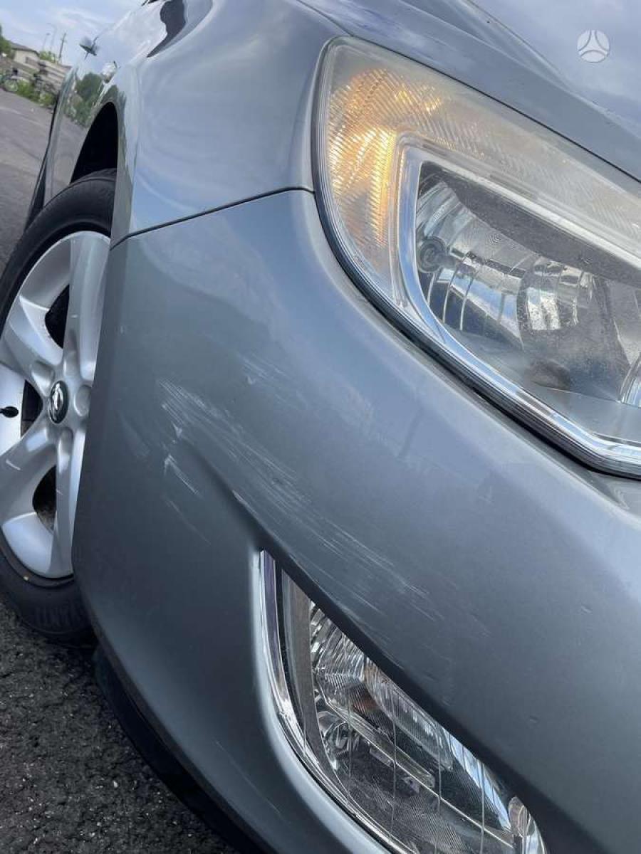Pelēks Opel Astra 2010 Kauņa, ar dzinēja tilpumu 1.69 L un nobraukumu 217 tūkst. km par 3000 €, foto 5 vietnē AUTOMOTO.COM.LV