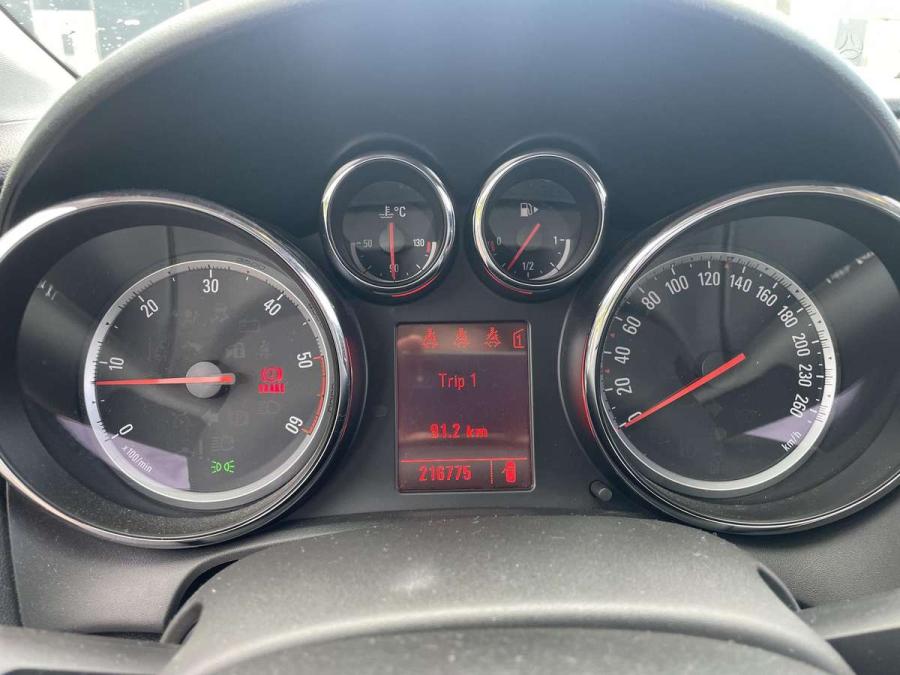 Pelēks Opel Astra 2010 Kauņa, ar dzinēja tilpumu 1.69 L un nobraukumu 217 tūkst. km par 3000 €, foto 7 vietnē AUTOMOTO.COM.LV