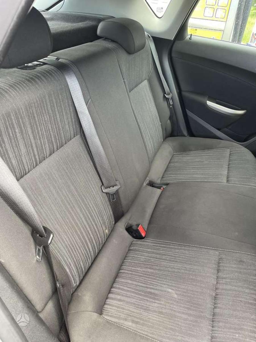 Pelēks Opel Astra 2010 Kauņa, ar dzinēja tilpumu 1.69 L un nobraukumu 217 tūkst. km par 3000 €, foto 8 vietnē AUTOMOTO.COM.LV