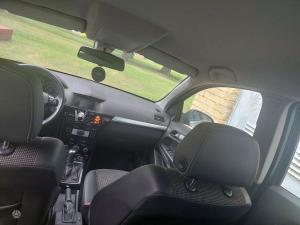 Pelēks Opel Astra 2010 Šauļi, ar dzinēja tilpumu 1.25 L un nobraukumu 270 tūkst. km par 1800 €, foto 10 vietnē AUTOMOTO.COM.LV