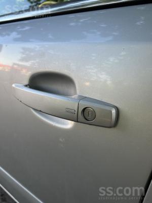 Grey Opel Astra 2010 in Riga, with an engine capacity of 1.80 L and mileage of 152 thousand km for 1580 €, photo 6 on AUTOMOTO.COM.LV