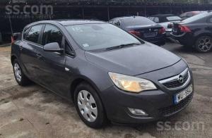Pelēks Opel Astra 2010 Rīga, ar dzinēja tilpumu 1.70 L un nobraukumu 205 tūkst. km par 1700 €, foto 3 vietnē AUTOMOTO.COM.LV