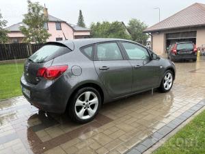 Pelēks Opel Astra 2010 Bauska, ar dzinēja tilpumu 1.70 L un nobraukumu 270 tūkst. km par 3500 €, foto 7 vietnē AUTOMOTO.COM.LV