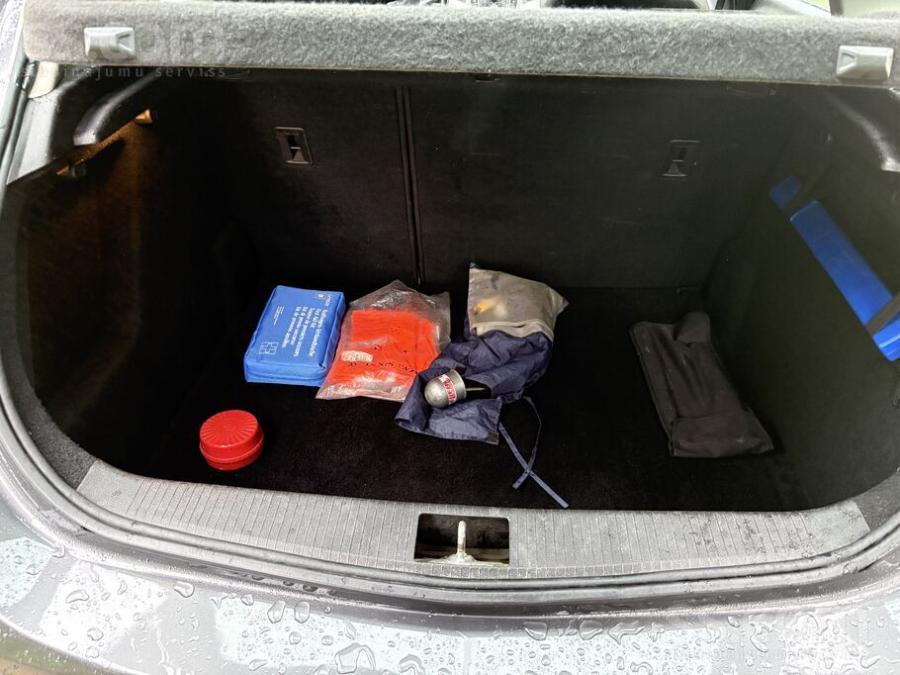Pelēks Opel Astra 2010 Bauska, ar dzinēja tilpumu 1.70 L un nobraukumu 270 tūkst. km par 3500 €, foto 14 vietnē AUTOMOTO.COM.LV