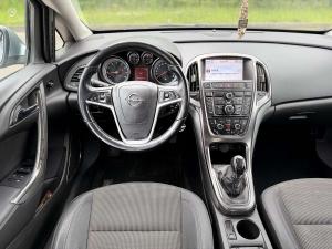 Grey Opel Astra 2010 in Vilnius, with an engine capacity of 1.40 L and mileage of 225 thousand km for 2500 €, photo 11 on AUTOMOTO.COM.LV