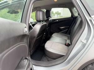 Grey Opel Astra 2010 in Vilnius, with an engine capacity of 1.40 L and mileage of 225 thousand km for 2500 €, photo 14 on AUTOMOTO.COM.LV