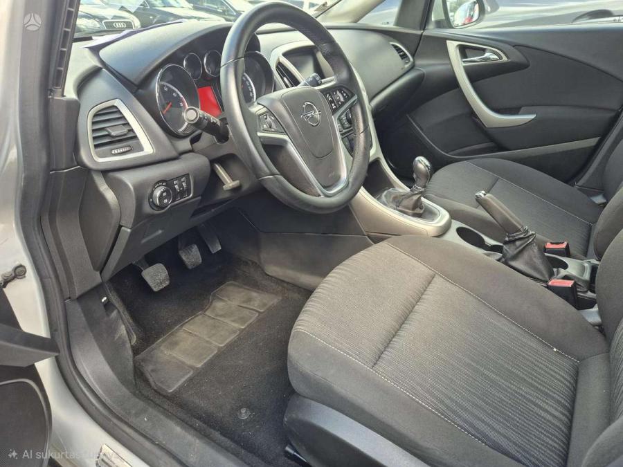 Pelēks Opel Astra 2010 Utena, ar dzinēja tilpumu 1.60 L un nobraukumu 219 tūkst. km par 3400 €, foto 11 vietnē AUTOMOTO.COM.LV