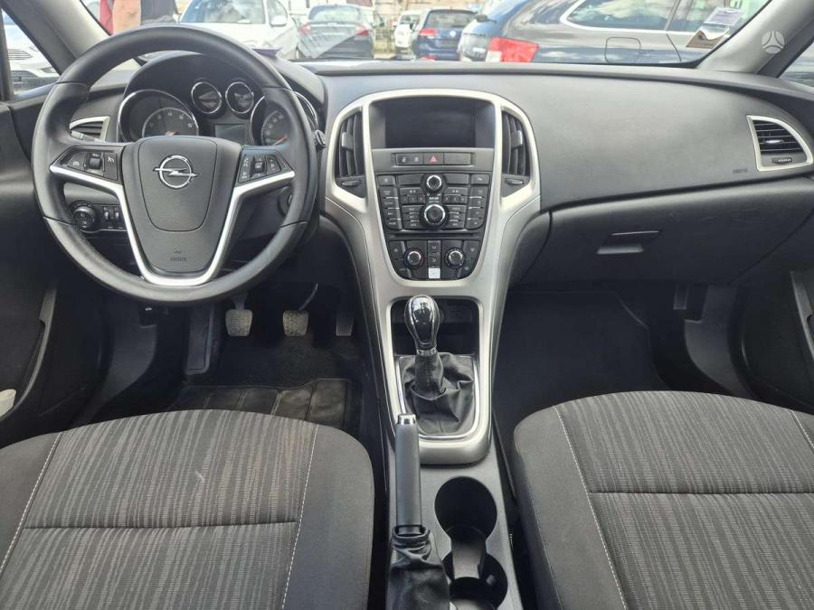 Pelēks Opel Astra 2010 Utena, ar dzinēja tilpumu 1.60 L un nobraukumu 219 tūkst. km par 3400 €, foto 12 vietnē AUTOMOTO.COM.LV