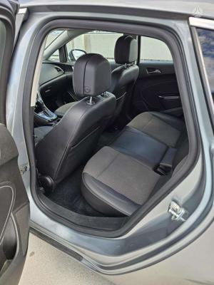 Grey Opel Astra 2010 in Vilnius, with an engine capacity of 1.60 L and mileage of 197 thousand km for 2850 €, photo 33 on AUTOMOTO.COM.LV